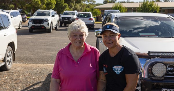 Hometown hero Pearson's generous gesture for Hay footy clinic | NSWRL