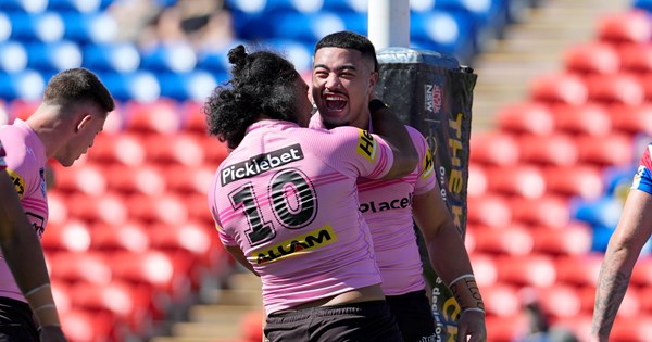 Panthers power past Knights in high-scoring clash | NSWRL