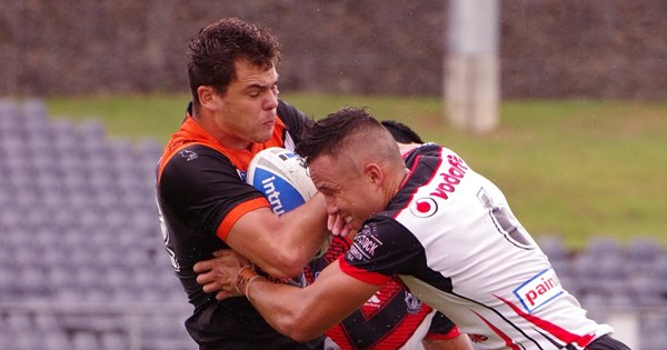 Warriors Thrash Tigers In The Wet | NSWRL