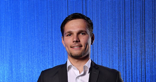 Klein pays tribute to mentors after Junior Referee Award | NSWRL